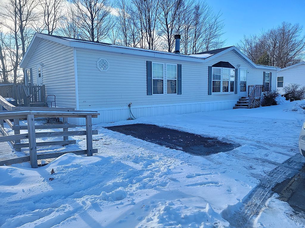 534 E Rainbow Rd, Newaygo, MI 49337 | Zillow