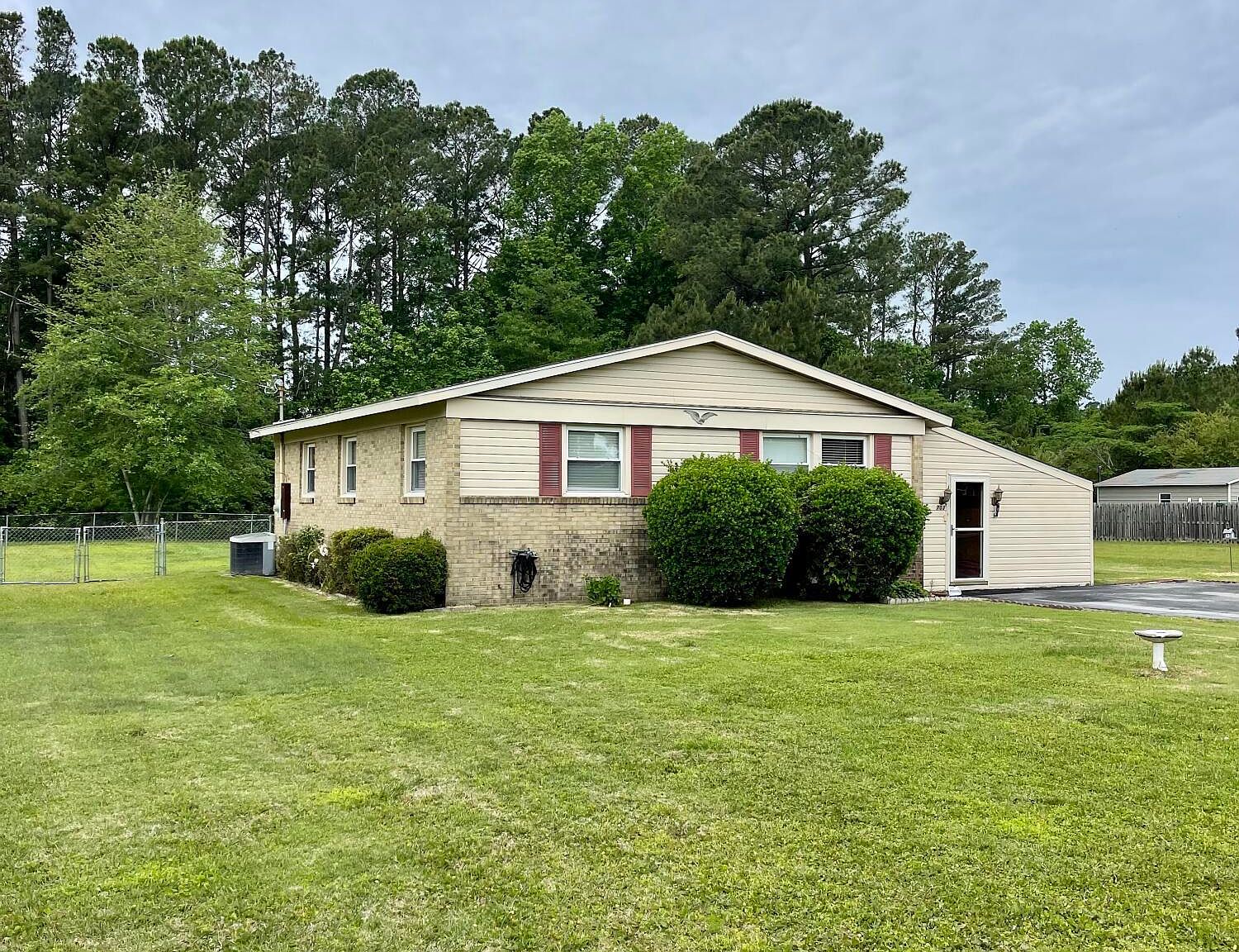 703 Lee Drive, Havelock, NC 28532 | Zillow