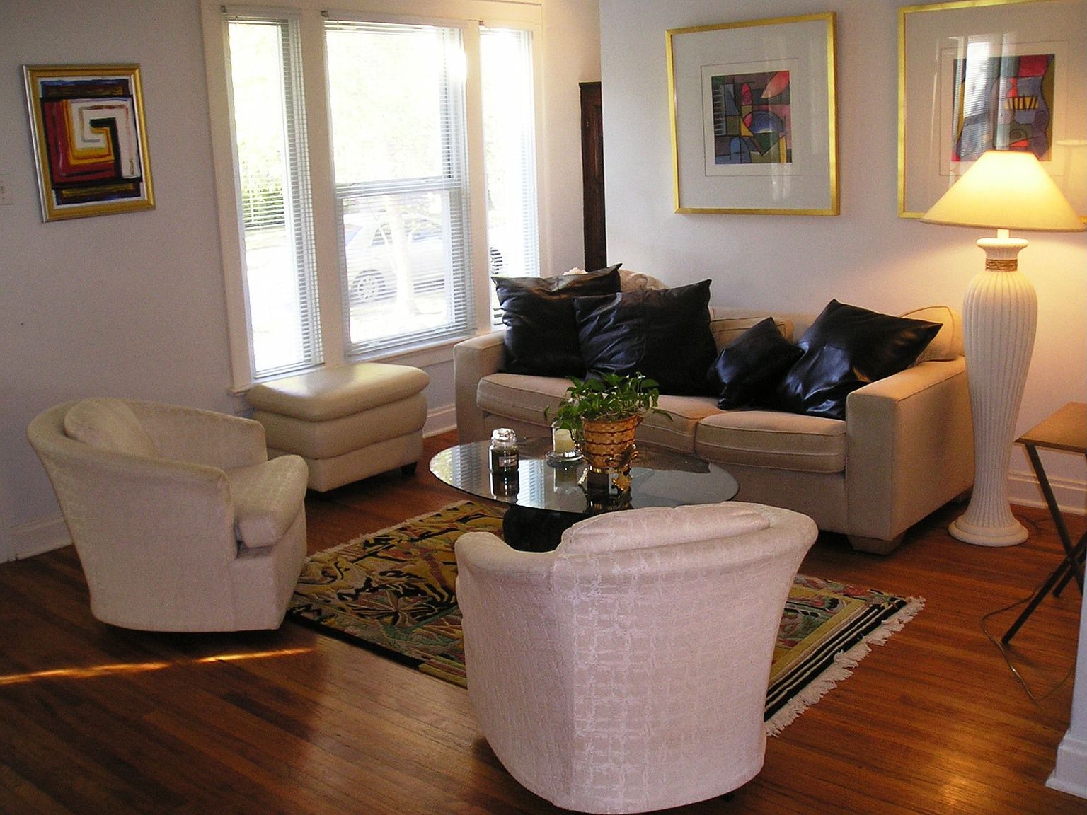 8933 Lawn Ave, Saint Louis, MO 63144 | Zillow