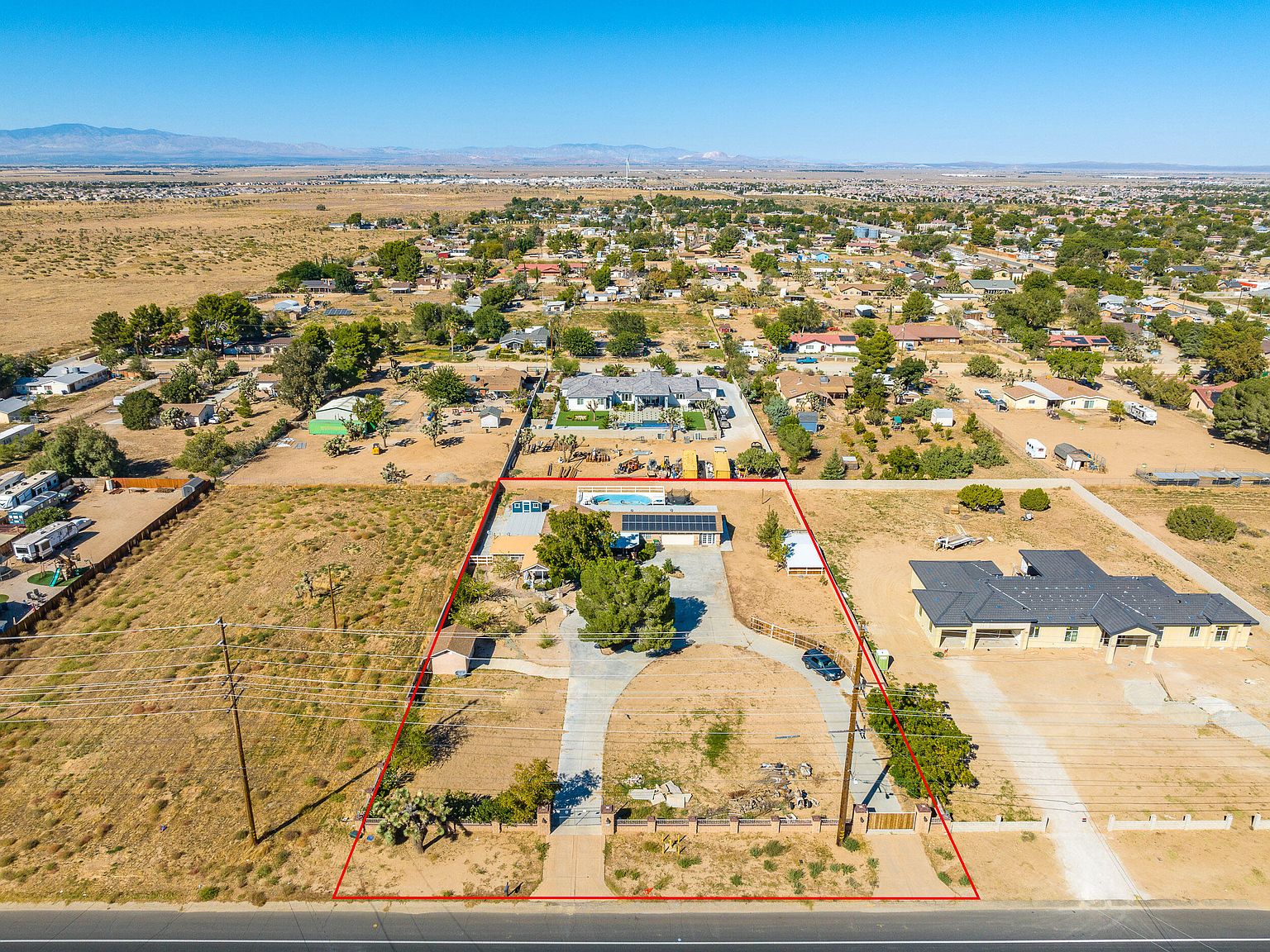 5115 W Avenue L, Quartz Hill, CA 93536 | MLS #23007351 | Zillow