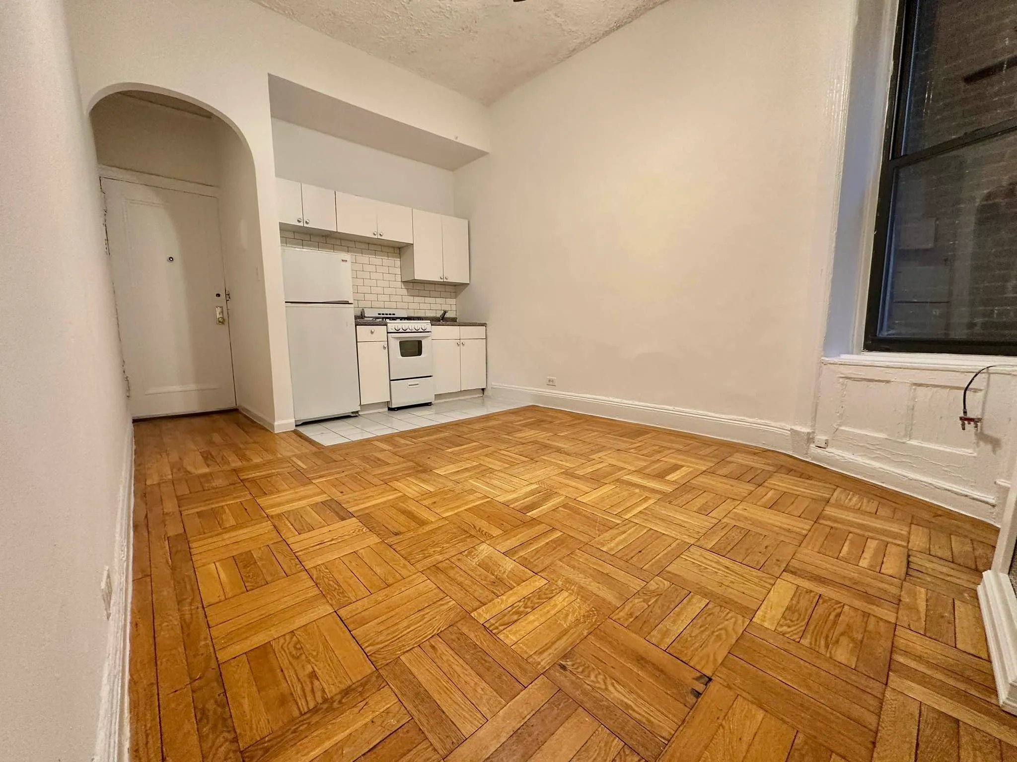 41 West 64th Street #1 in Lincoln Square, Manhattan | StreetEasy