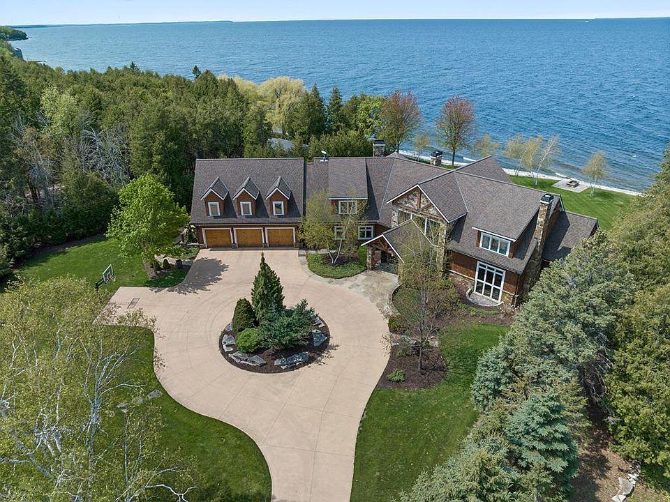 5707 Bay Shore Dr, Sturgeon Bay, WI 54235 | MLS #139460 | Zillow