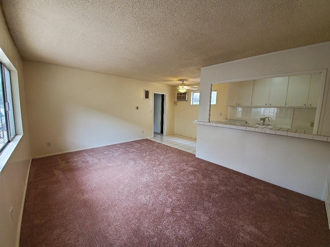 7252 Jordan Ave #1, Canoga Park, CA 91303 | Zillow