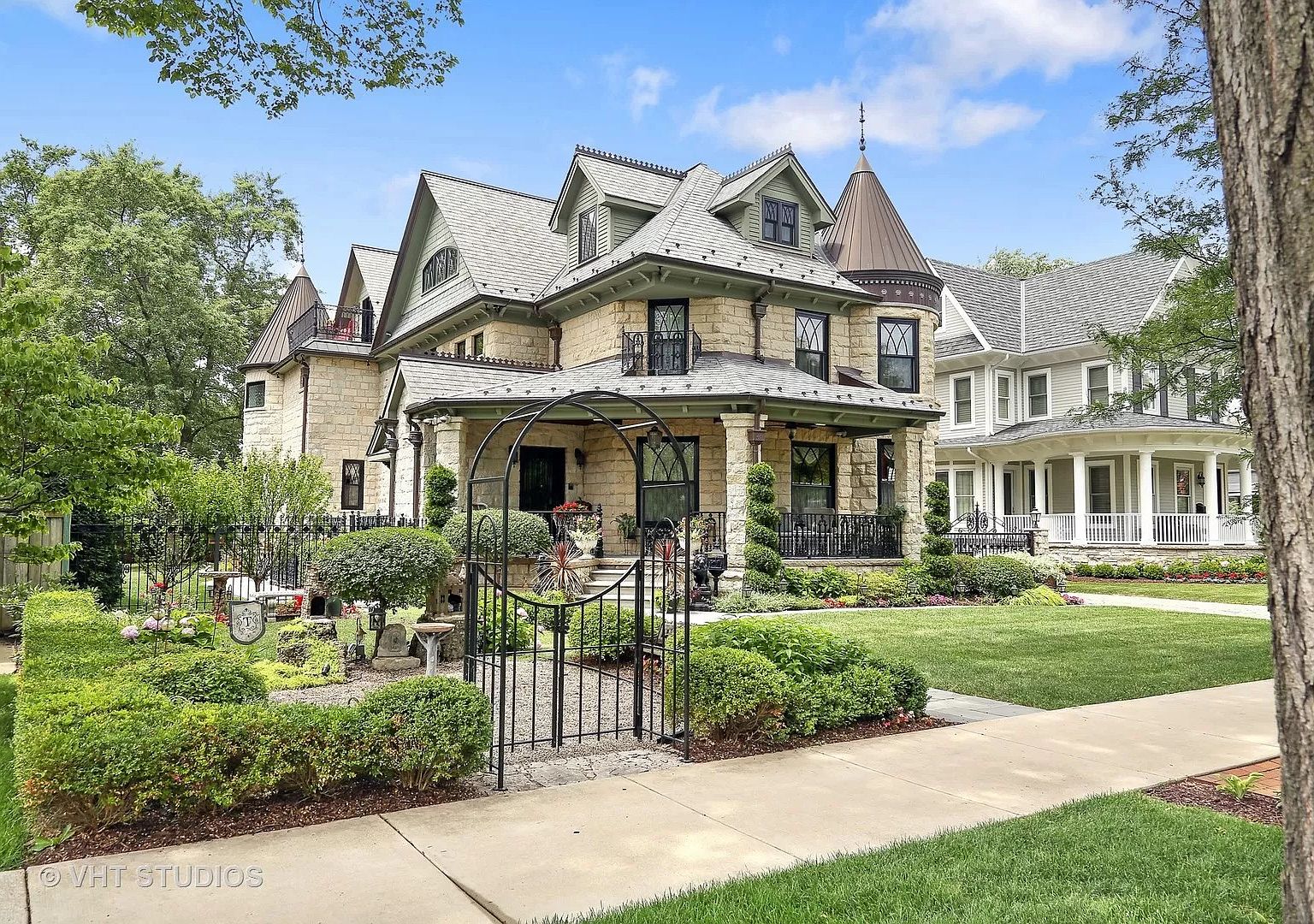 124 S La Grange Rd, La Grange, IL 60525 | Zillow