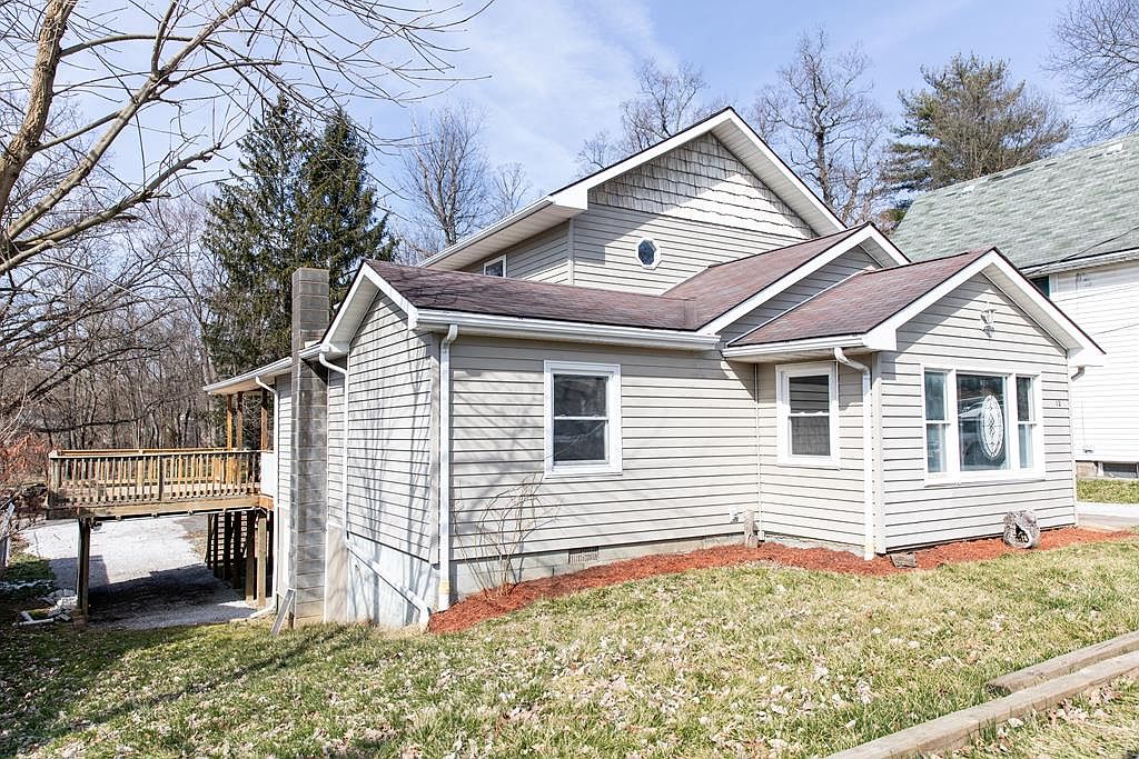 13 Simpson Avenue, Moundsville, WV 26041 | Zillow