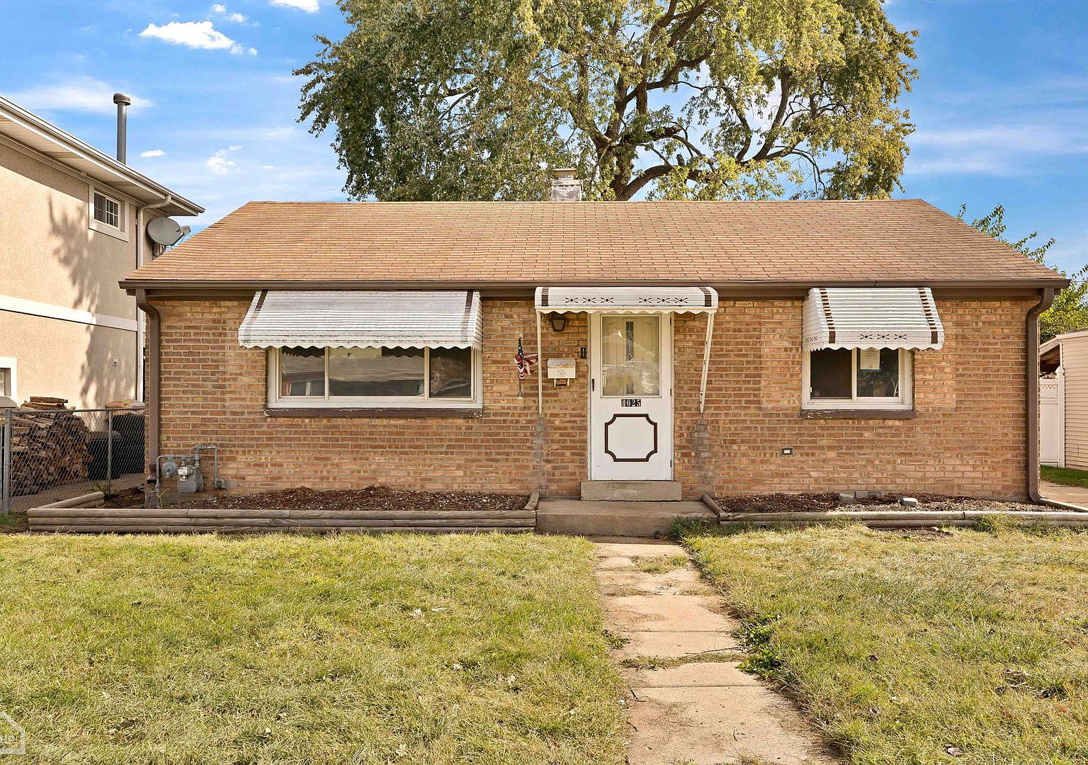 4025 Grace St, Schiller Park, IL 60176 | Zillow