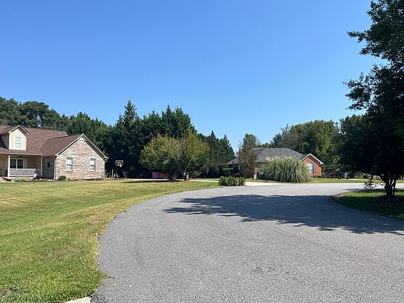 49 Kristin Ct, Colbert, GA 30628 | Zillow