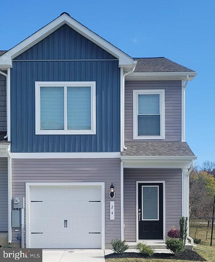 24 Cranston Ct, Falling Waters, WV 25419 | Zillow
