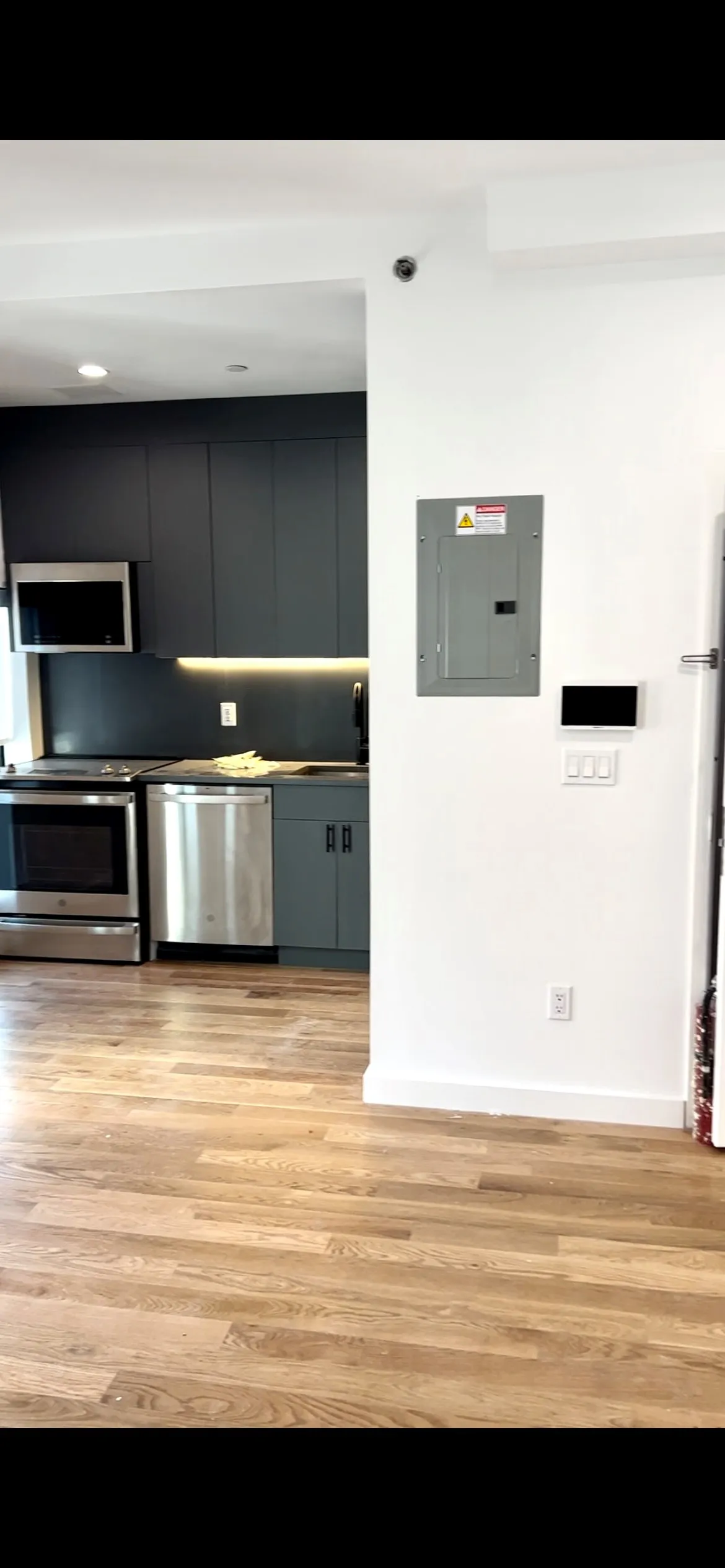 163 Roebling Street #4R in Williamsburg, Brooklyn | StreetEasy