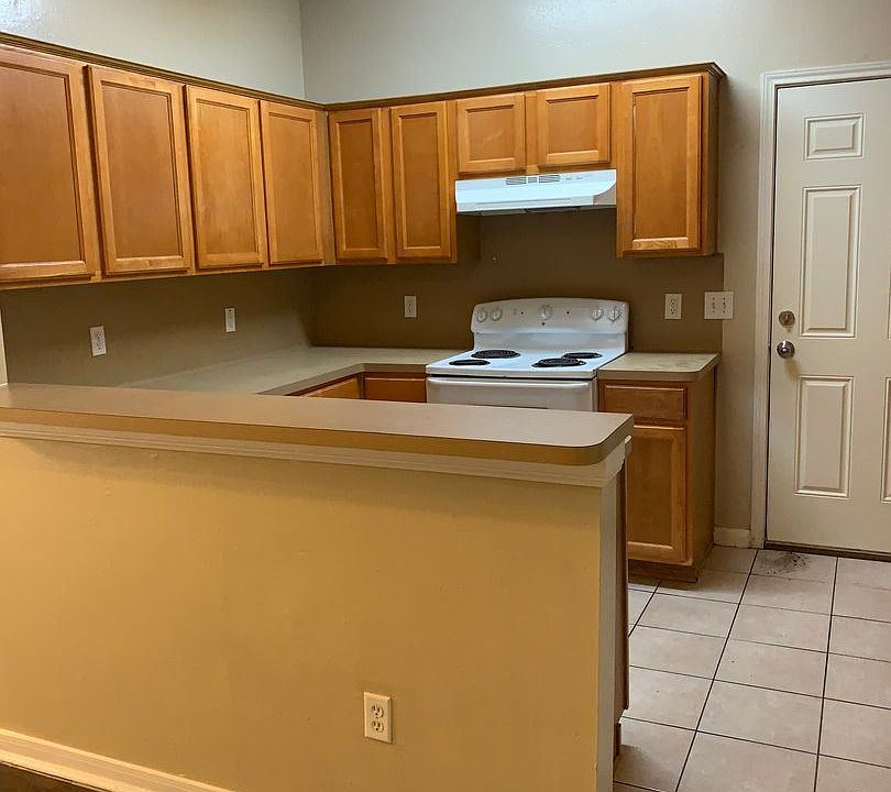 5909 Allison Rd APT B, Houston, TX 77048 | Zillow