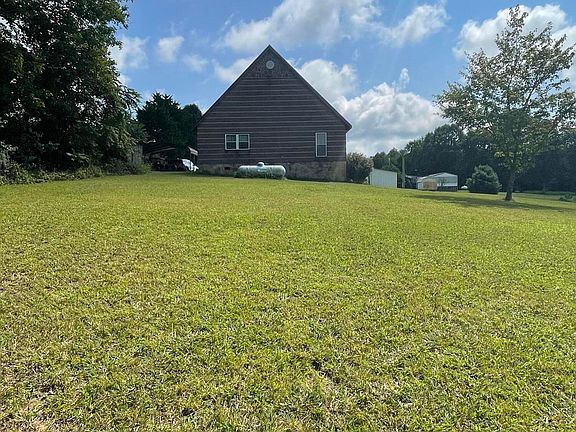 624 Saul Begley Rd, Annville, KY 40402 | MLS #22019229 | Zillow