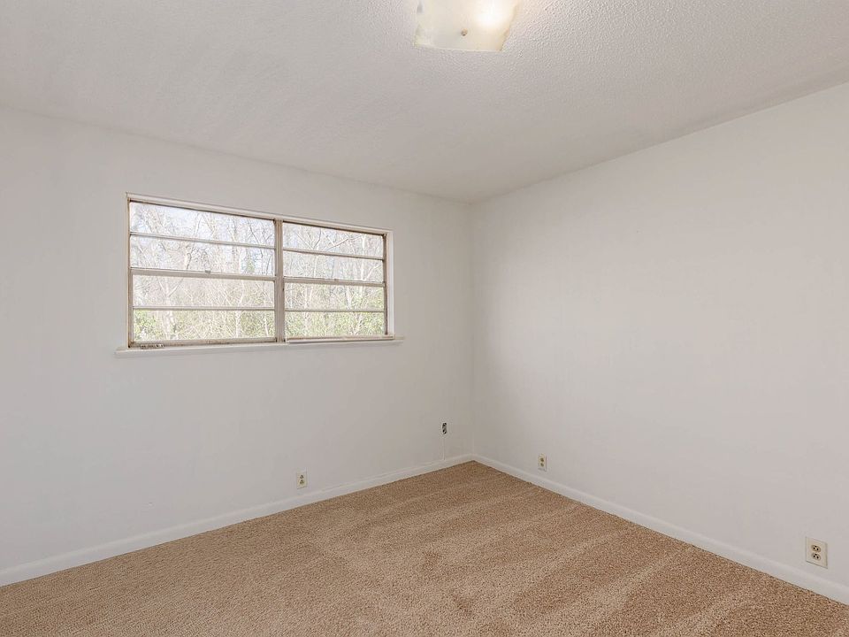 2BR Apartment in Tarrant - 1120 Hall St Tarrant AL | Zillow