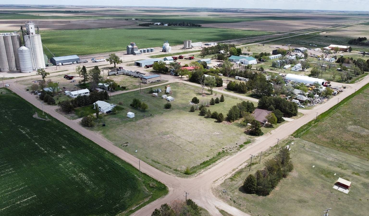 6405 Kansas St, Edson, KS 67733 | MLS #11278419 | Zillow