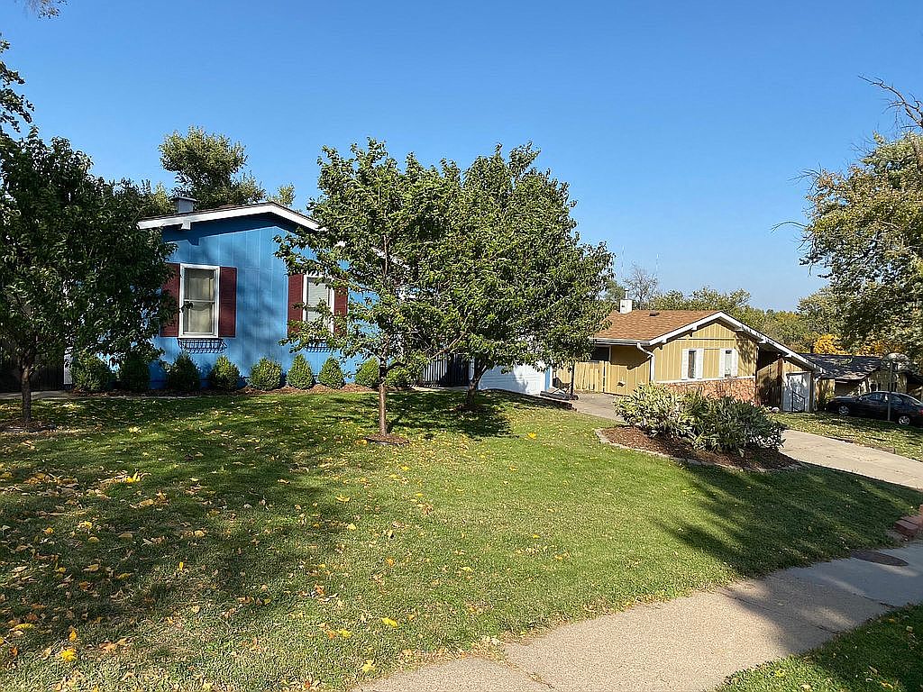 9504 Spencer St, Omaha, NE 68134 | Zillow