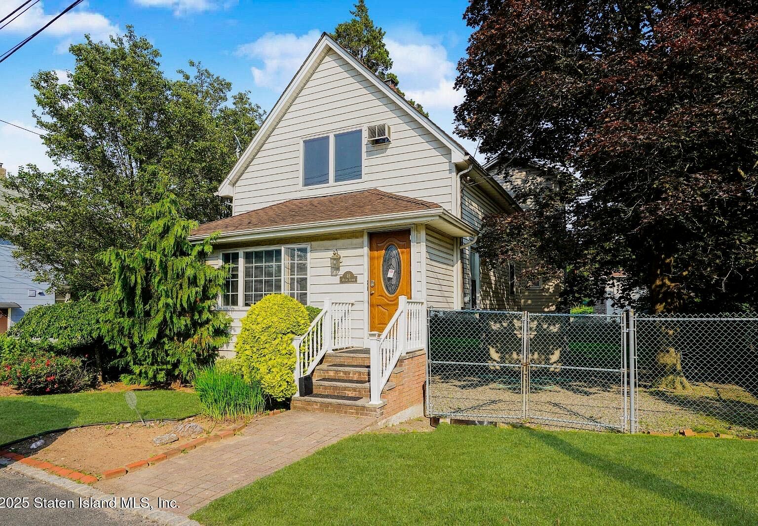 48 Watson Ave, Staten Island, NY 10314 | MLS #2503484 | Zillow