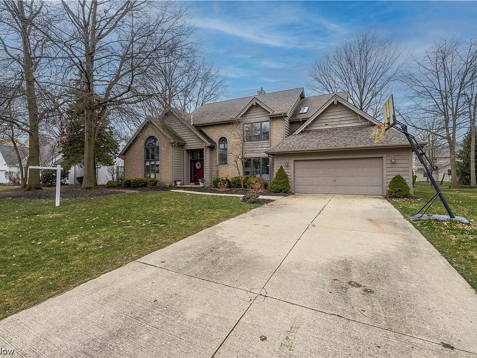 350 Long Pointe Dr, Avon Lake, OH 44012 | MLS #4447050 | Zillow