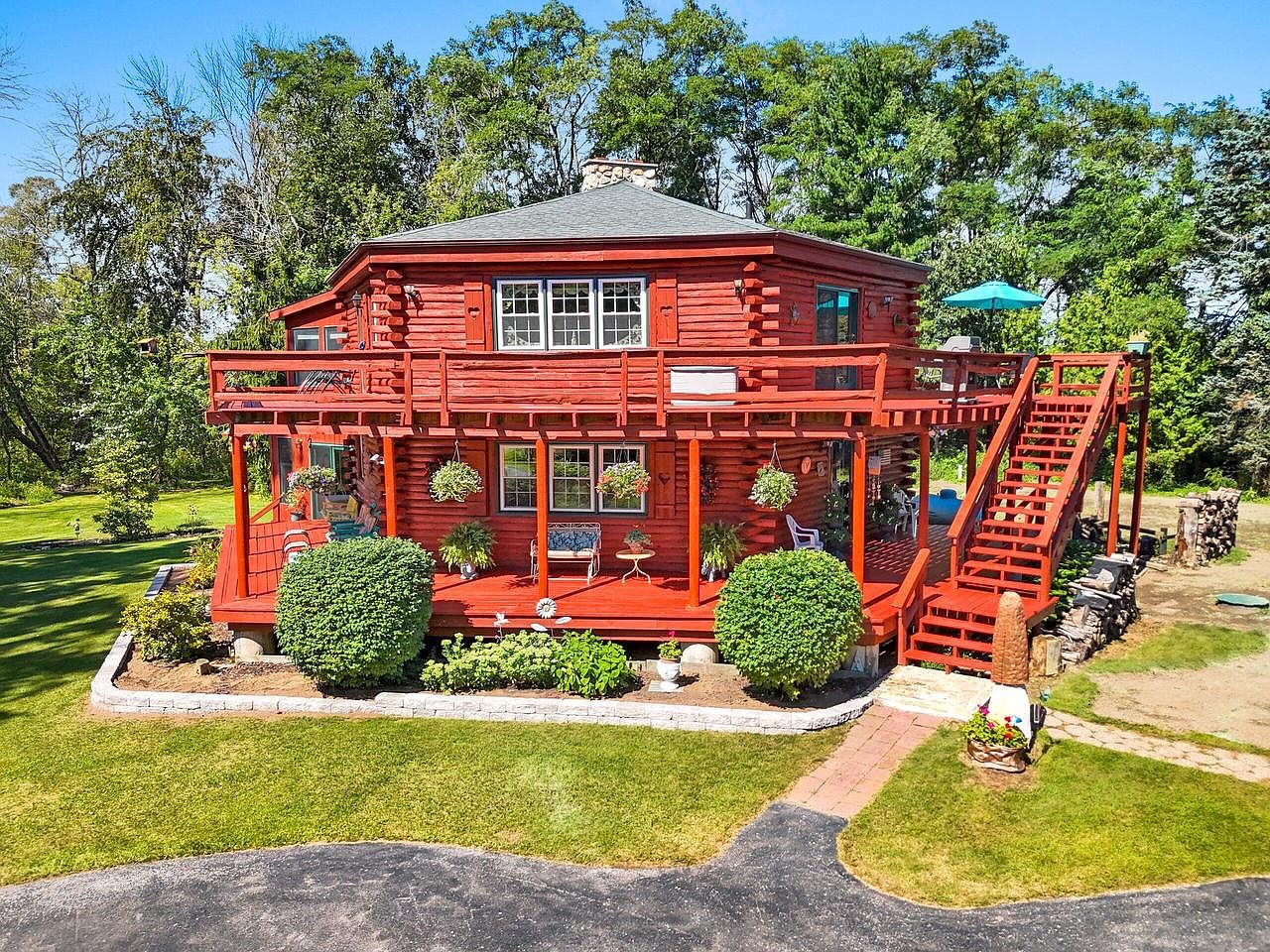 11732 Lakeshore ROAD, Two Rivers, WI 54241 | MLS #1932143 | Zillow