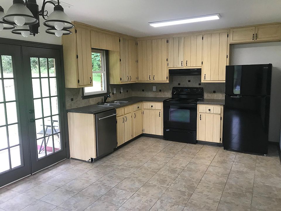 1655 Bald Ridge Marina Rd, Cumming, GA 30041 | Zillow