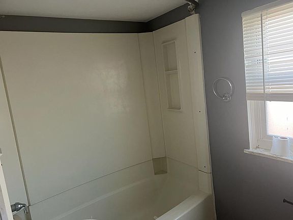 280 E 200th St, Euclid, OH 44119 | Zillow