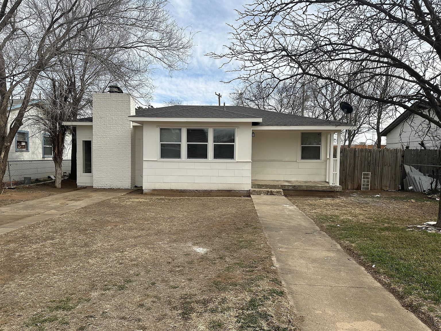 5635 Avenue B, Lubbock, TX 79404 | Zillow