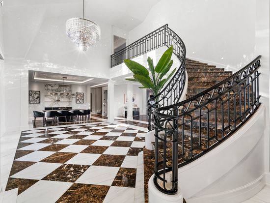 2088 Crest Dr, Lake Oswego, OR 97034 | MLS #21185304 | Zillow