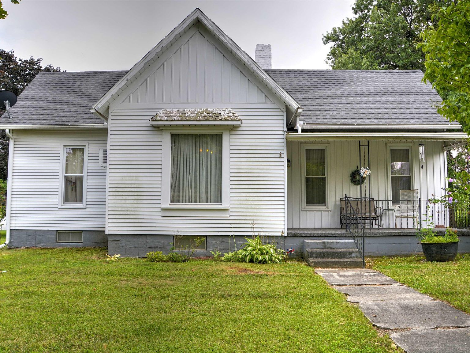 225 E Lincoln St, Good Hope, IL 61438 | Zillow