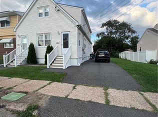 200 Rosewood Ln, Port Reading, NJ 07064 | MLS #2352247M | Zillow