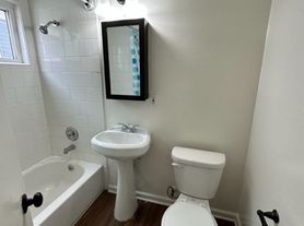 d11621 - 11621 Darlington Ave Los Angeles CA | Zillow