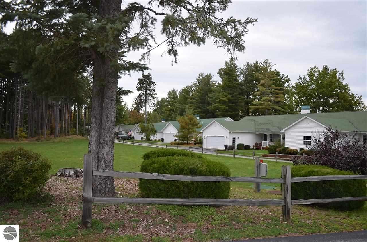 37 Millbrook Dr, Williamsburg, MI 49690 | Zillow