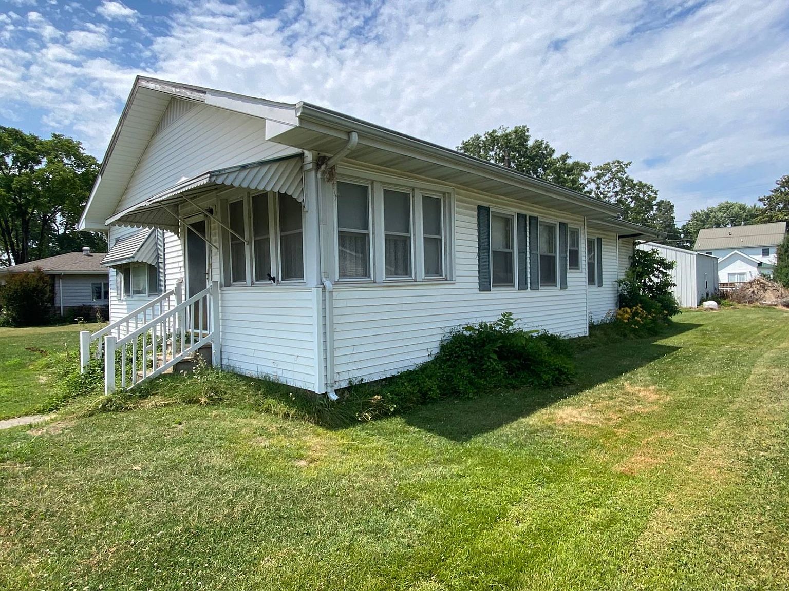125 Elliott Ave, Chaffee, MO 63740 | Zillow