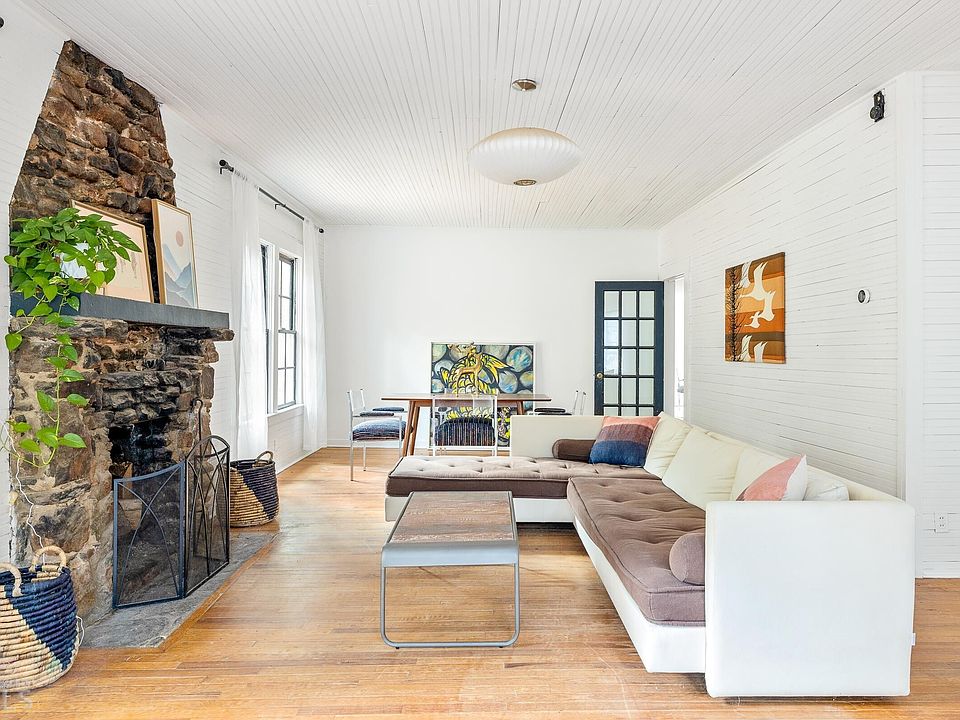 379 Greenhaven Rd, Stone Mountain, GA 30087 | MLS #10105914 | Zillow