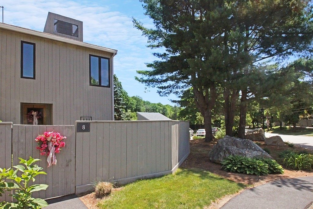 8 Mill Pond #8, North Andover, MA 01845 | Zillow