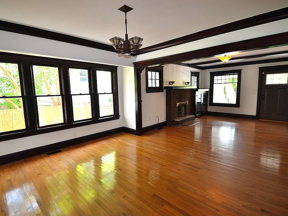 4118 Watterson St, Cincinnati, OH 45227 | Zillow