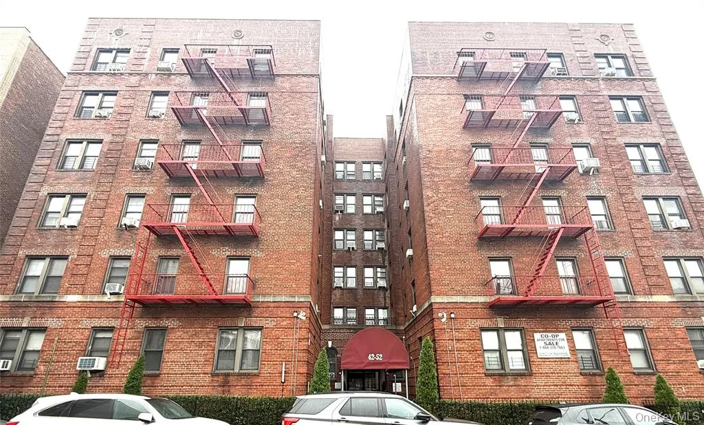 42-52 Layton Street #6F in Elmhurst, Queens | StreetEasy