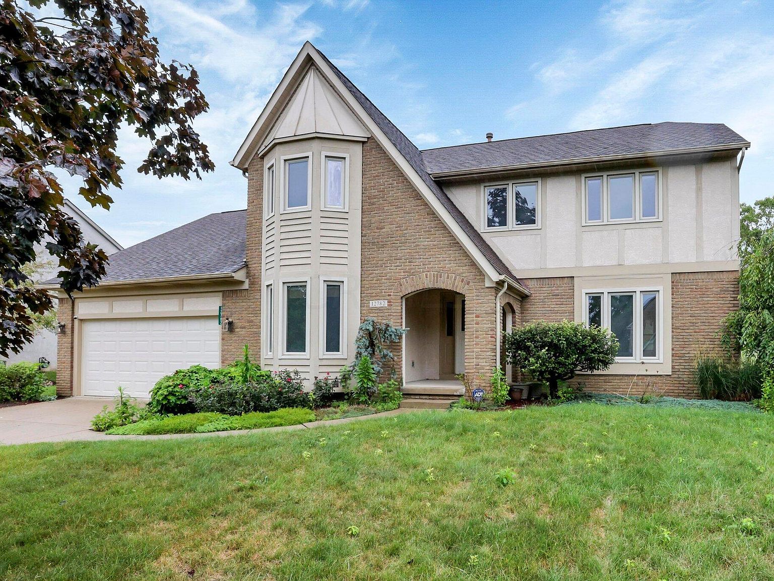 12782 Oakmere Dr NW, Pickerington, OH 43147 | MLS #223015072 | Zillow
