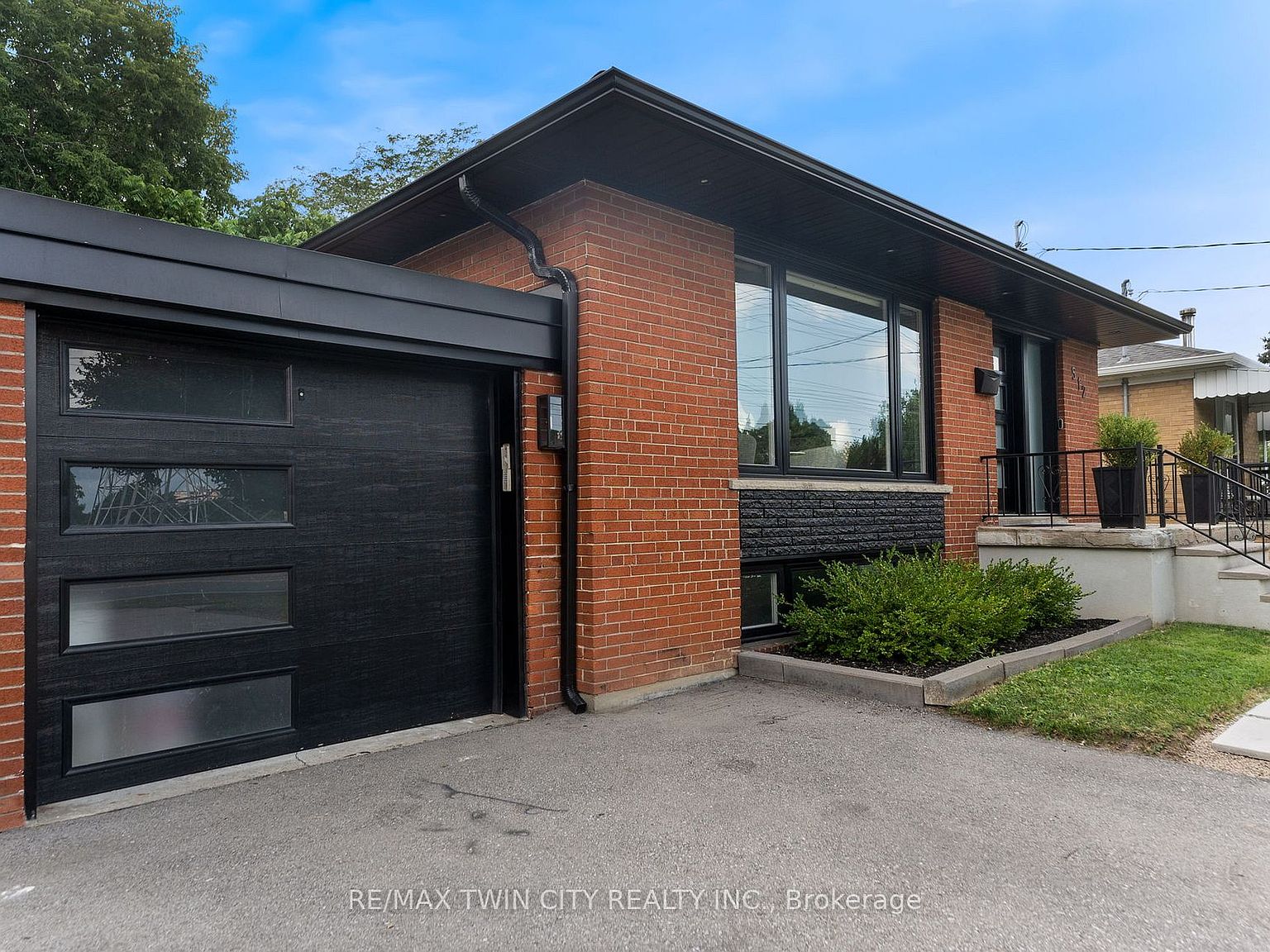 512 Martin Grove Rd, Toronto, ON M9B 4M5 | MLS #W6683438 | Zillow
