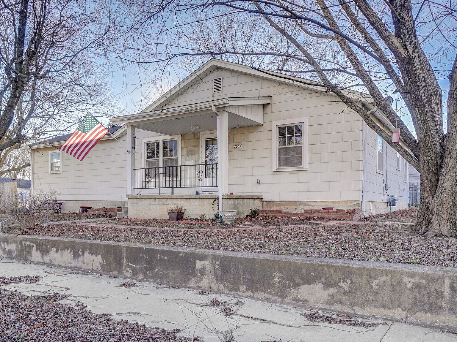 2055 N Nettleton Avenue, Springfield, MO 65803 | Zillow