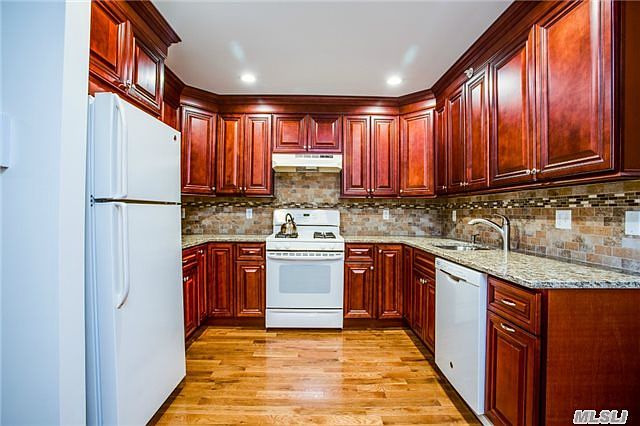608 Carman Ave #C-4, Westbury, NY 11590 | Zillow