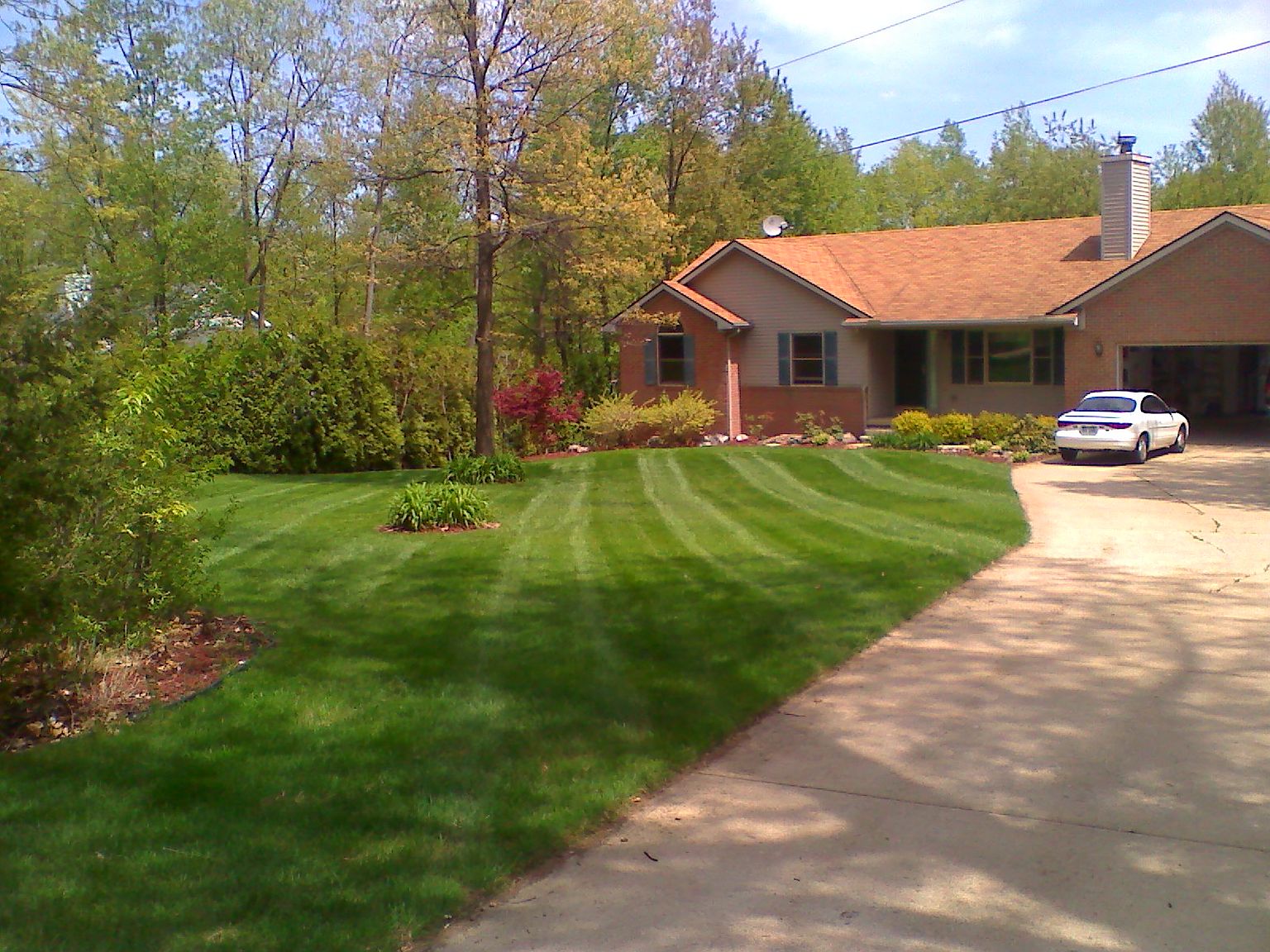 1996 Triangle Lake Rd, Howell, MI 48843 | Zillow