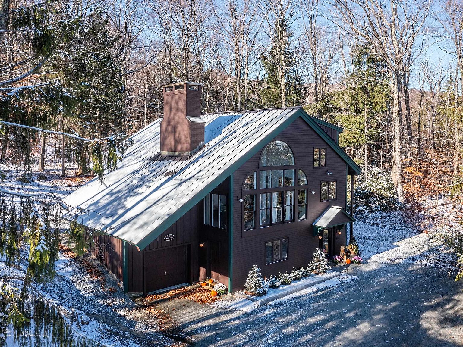 6 Pond Road UNIT 4, West Wardsboro, VT 05360 | MLS #4976673 | Zillow