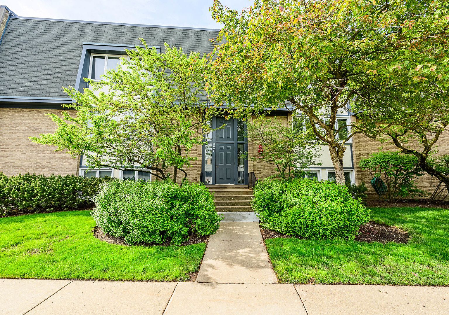 2005 Ammer Ridge Ct Unit 301, Glenview, IL 60025 | Zillow