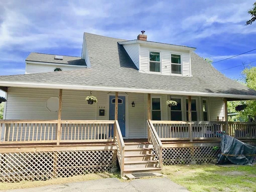204 Millbury Ave, Millbury, MA 01527 | Zillow