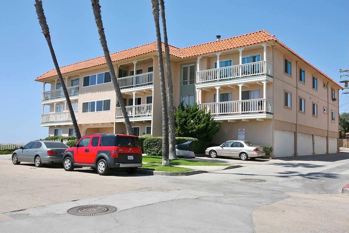 4848 Bermuda Ave UNIT E2, San Diego, CA 92107 | Zillow