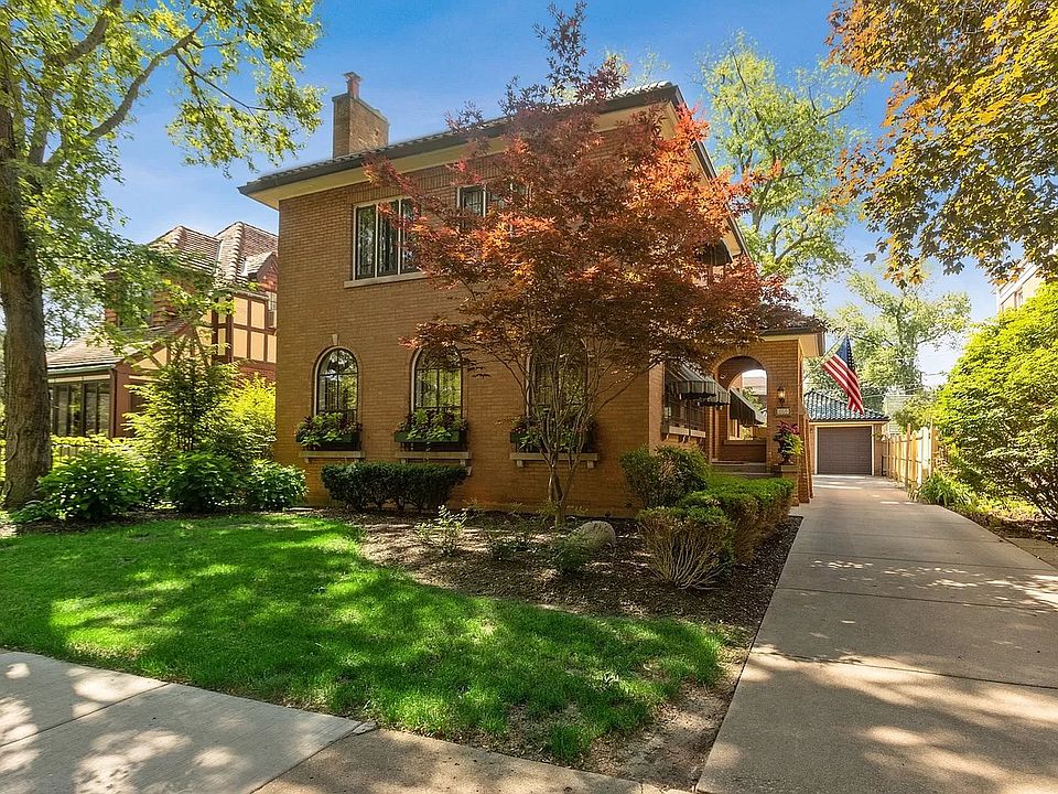 2209 W 103rd St, Chicago, IL 60643 | Zillow
