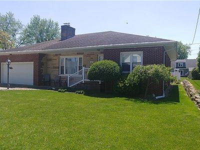 805 Strong St, Napoleon, OH 43545 | Zillow