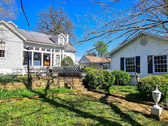 309 S Jefferson St, Princeton, KY 42445 | MLS #11269179 | Zillow