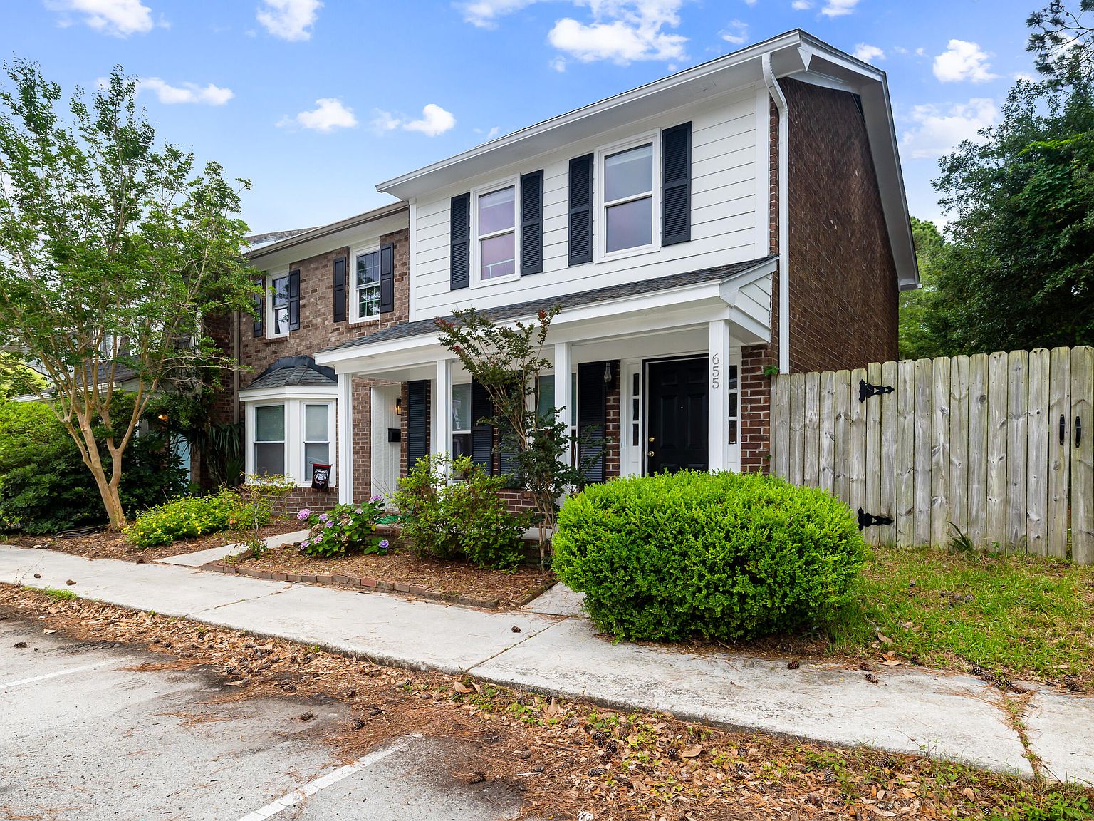 655 Swinton Ct, Mount Pleasant, SC 29464 | MLS #25015812 | Zillow