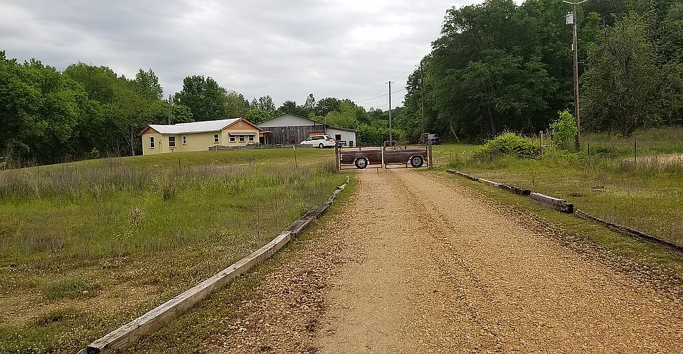 30524 Highway 17, Millport, AL 35576 | Zillow