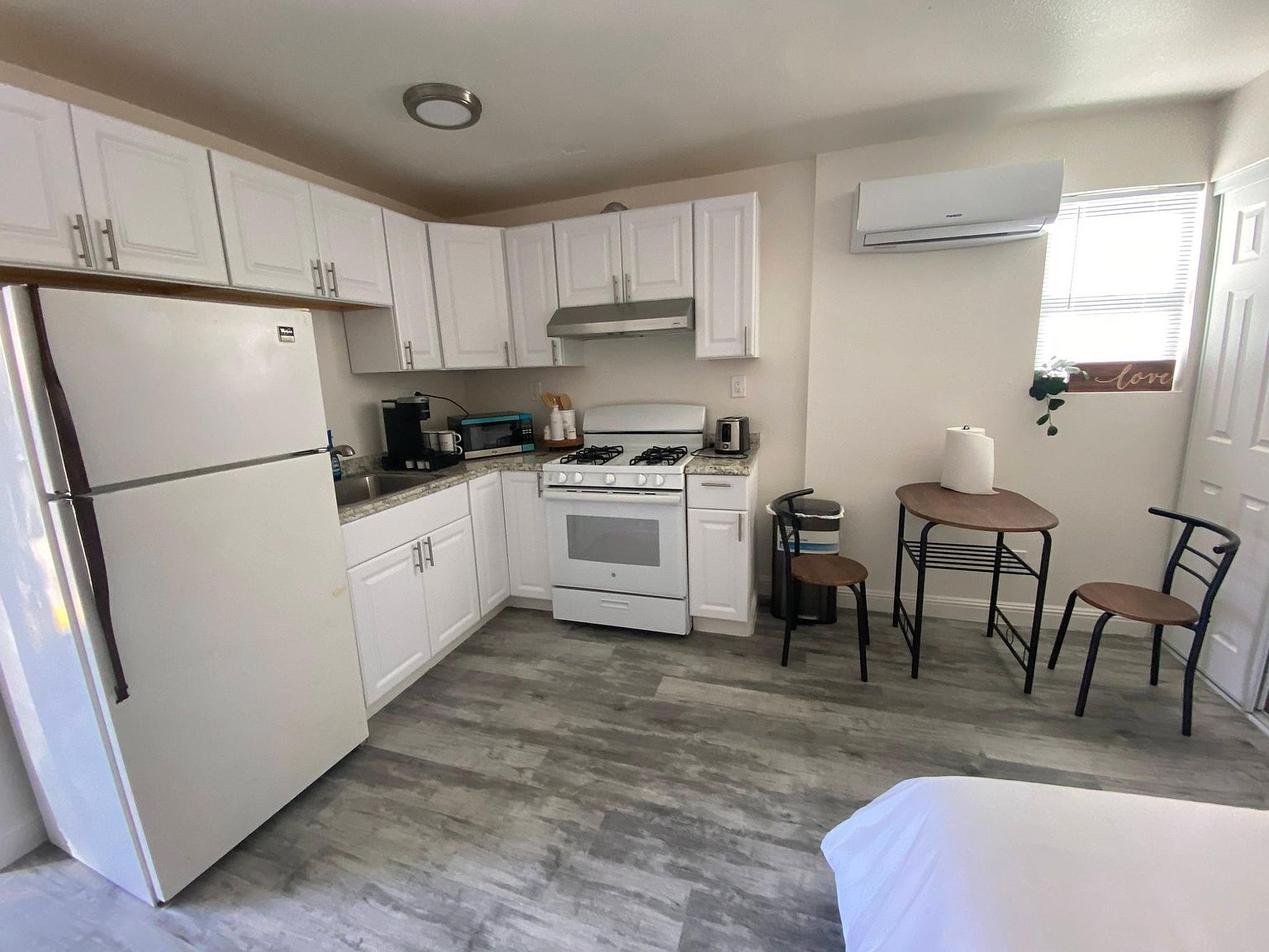 21681 E Cliff Dr #7, Santa Cruz, CA 95062 | Zillow