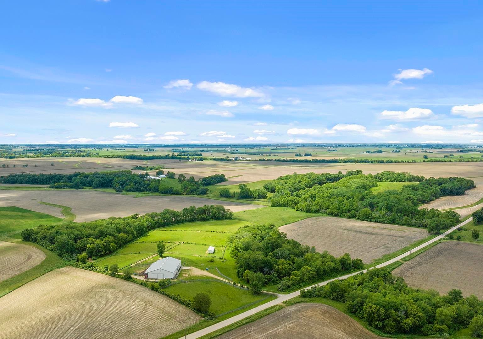 10045 W Edgewood Rd, Polo, IL 61064 | MLS #202400136 | Zillow